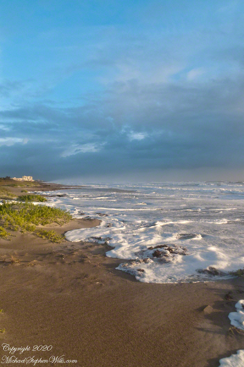 Bright Surf, High Tide – Michael Stephen Wills Photography